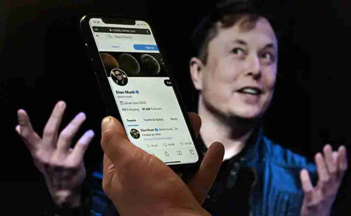 Elon Musk's text messages during the acquisition of Twitter | Lensesview